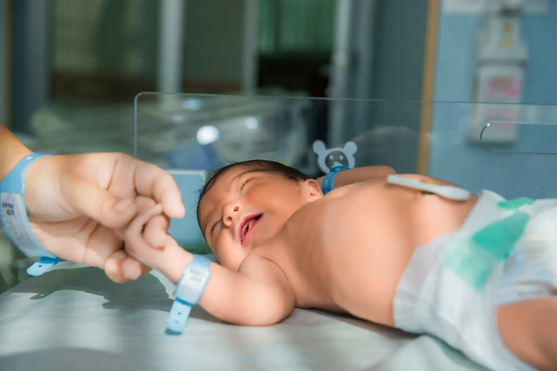 Ultimate Neonatal Leave Factual Guide for Employers